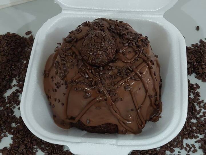 BOLOEBROWNIEFEITOPORJAQUE